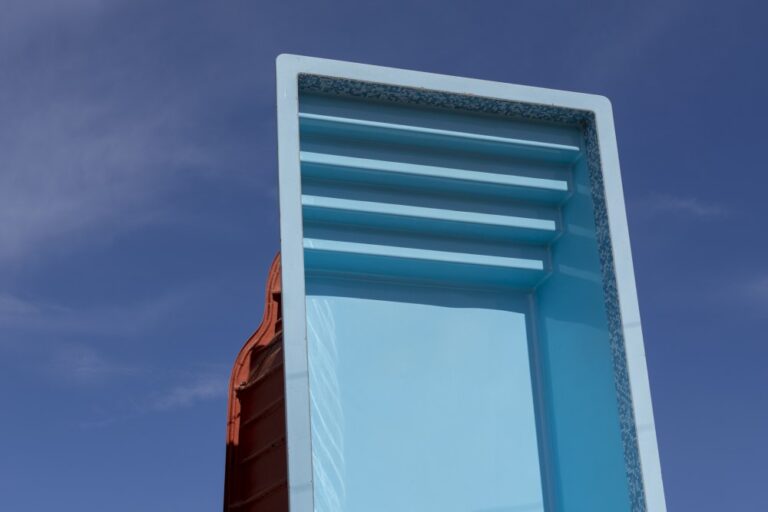 Why Choose a Gunite Pool vs. a Fiberglass Pool vs. a Vinyl Liner Pool ...